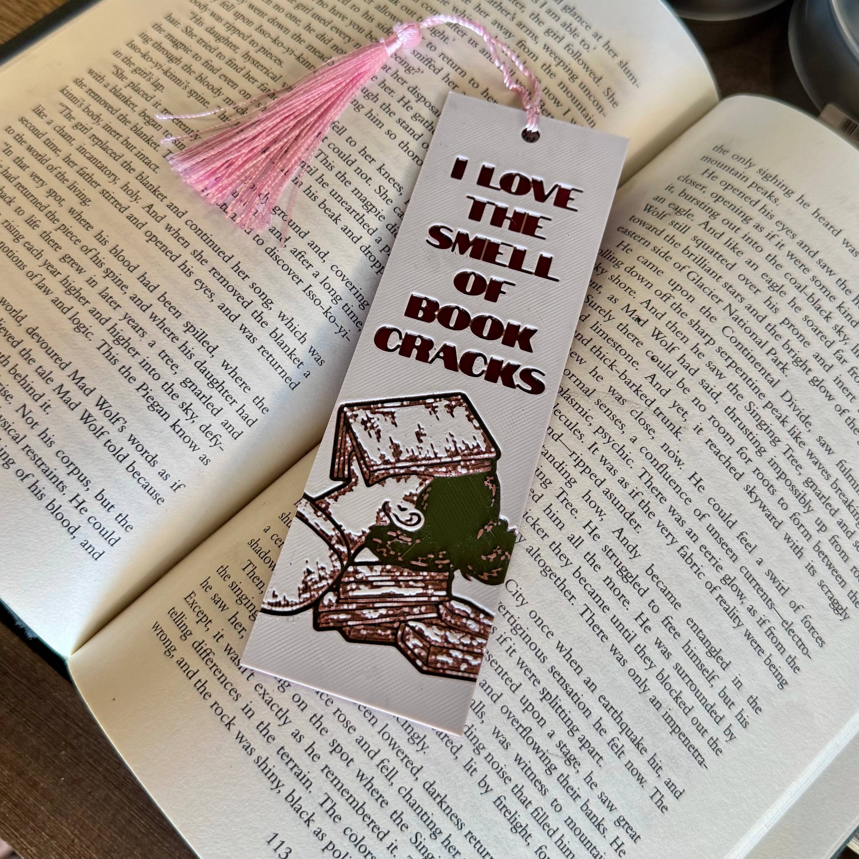 I Love The Smell Of Book Cracks 3D Bookmark – Nikko Blu Boutique